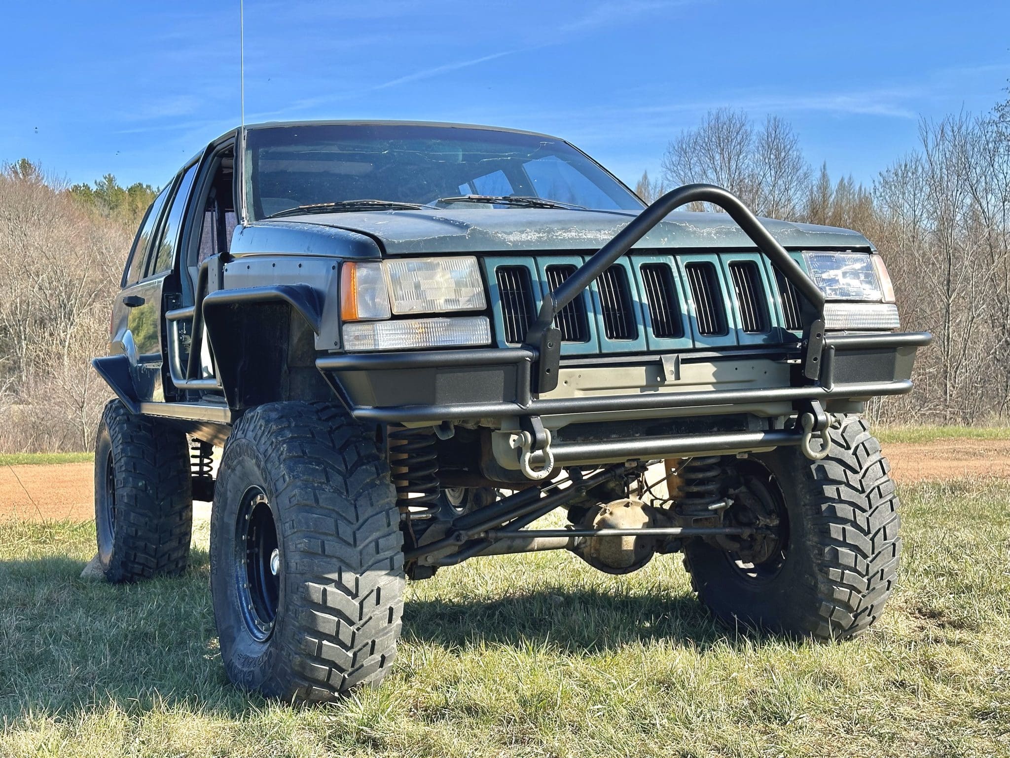 ZJ (1993-1998) Jeep Grand Cherokee Front Tube Bumper with Optional Bolt ...